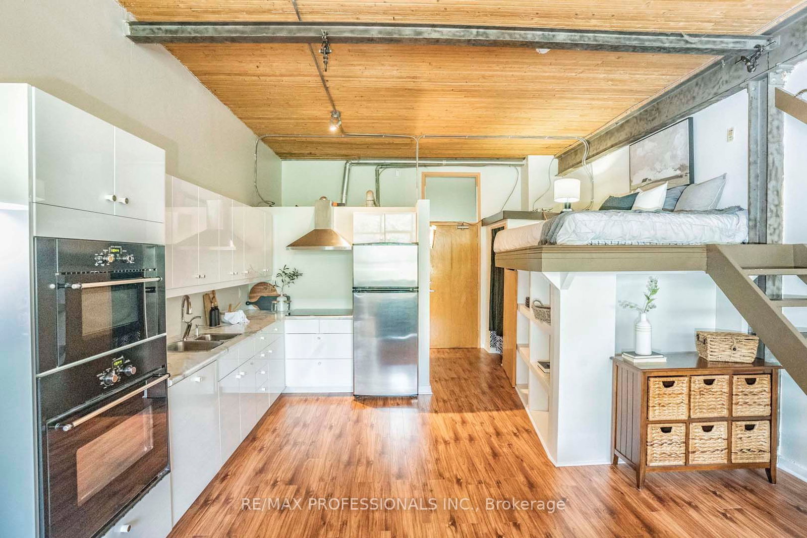 Hard Lofts For Sale In Toronto Under $800K