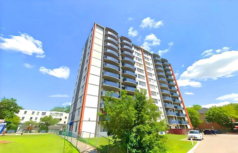 2255 Weston Rd — 2255 Weston Rd Condos for Sale & Rent